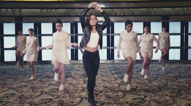 I'm an Albatraoz | OFFICIAL VIDEO - AronChupa - Vevo